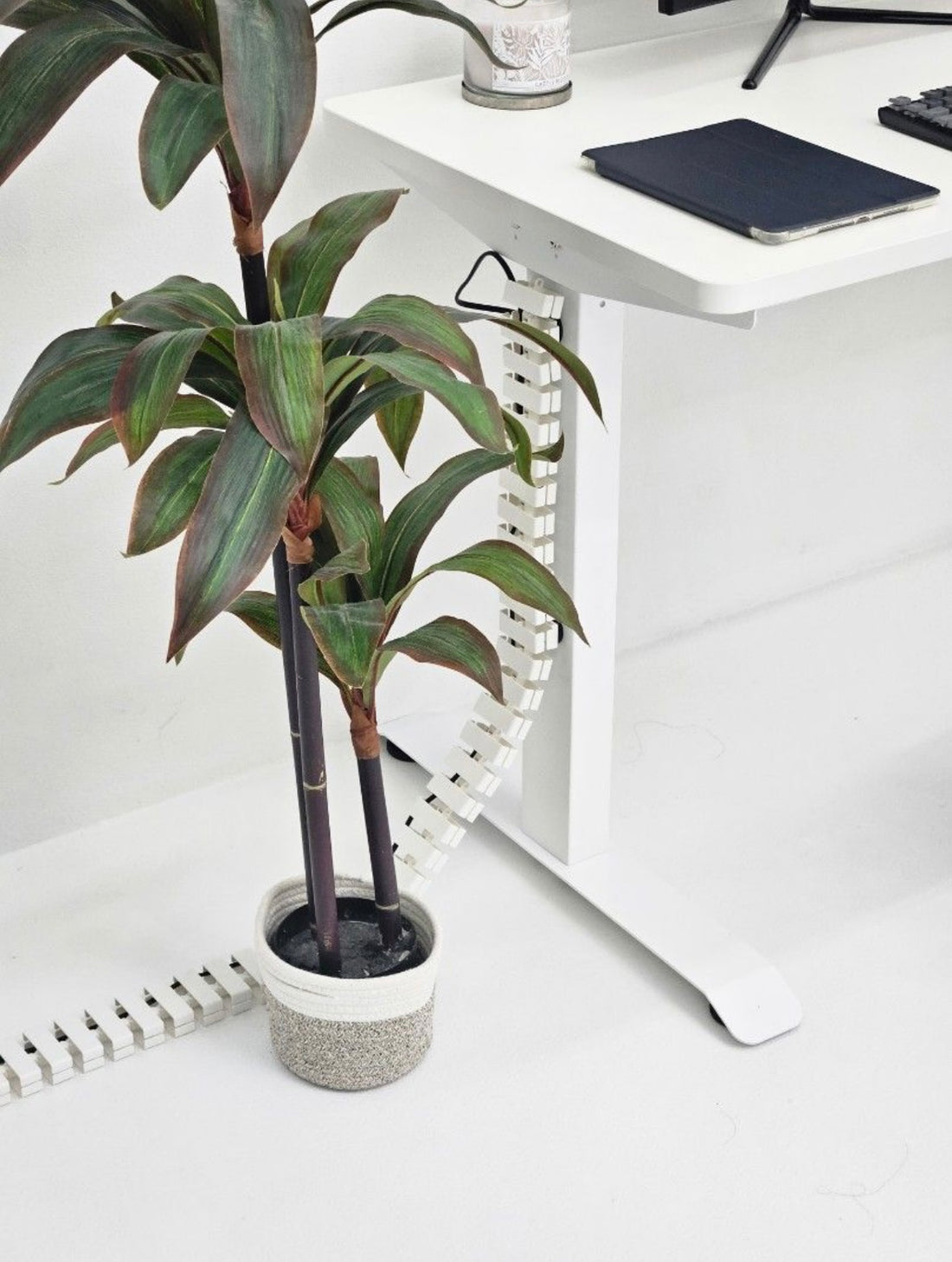 Interdesk - Cable Management Set